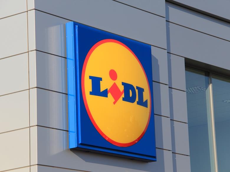 Lidl pledges to use 30% less plastic in its packaging by 2030 - THE PACKMAN
